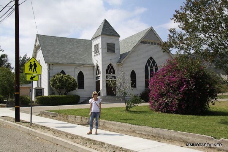 The Piru United Methodist Church – IAMNOTASTALKER